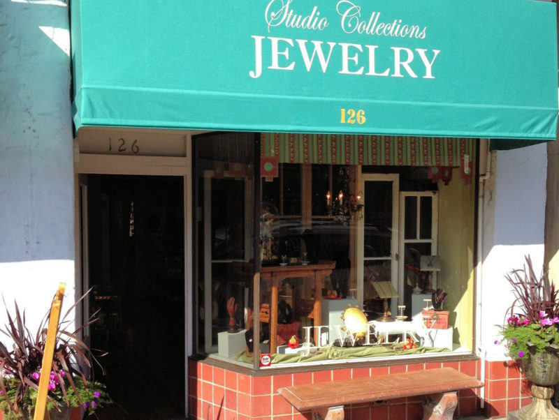 Best Shopping • Sonoma Plaza Visitor's Guide